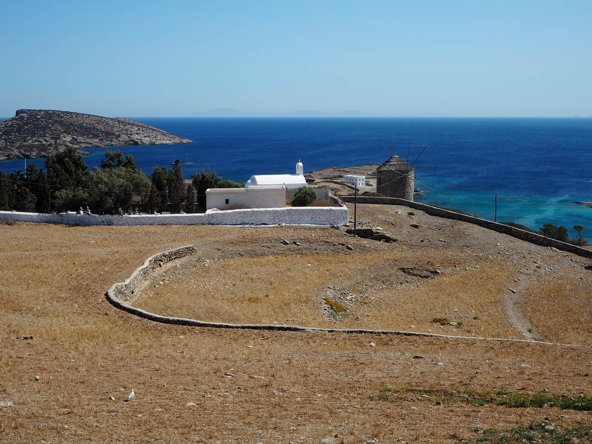 Schinousa: Peace & relaxation in the Greek island of the sun