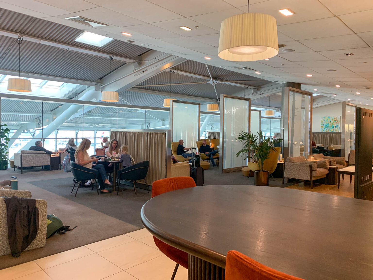British Airways Business Lounges at Heathrow T5: Which one is best ...